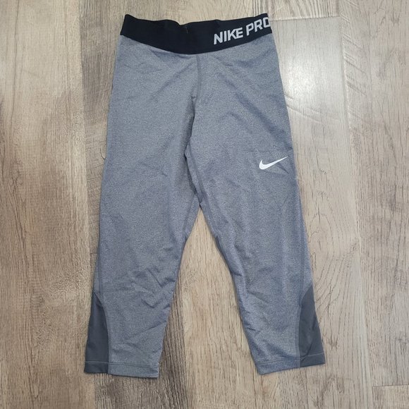 Nike | Bottoms | Girls Nike Pro Capris | Poshmark